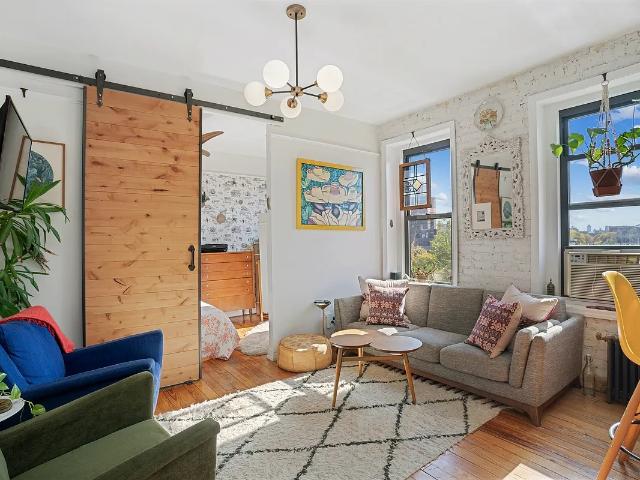 195 South 4th Street, Brooklyn, NY
