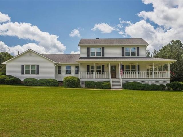 195 Skyview Dr, Social Circle, GA 30025