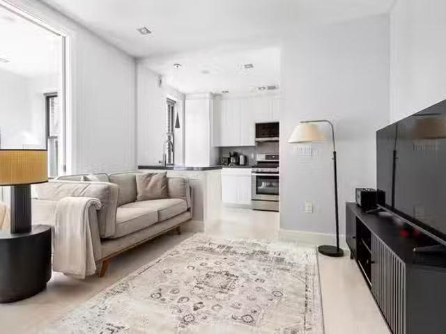 195 Stanton St, Lower East Side 1 Bedroom 1 Bath