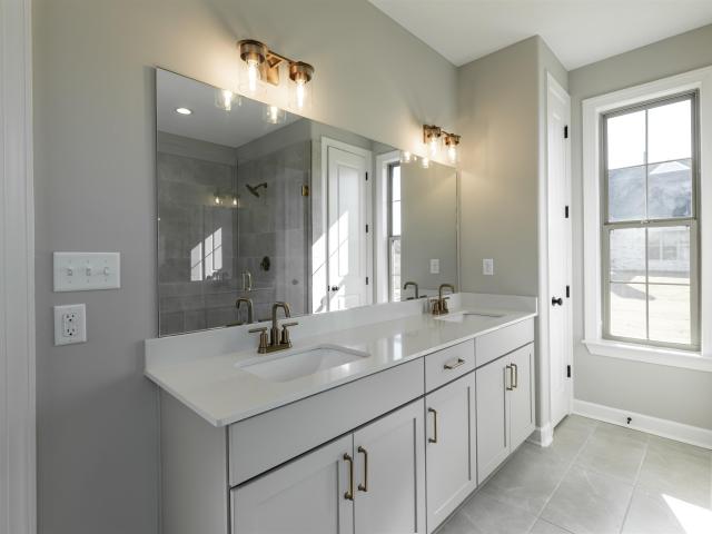 195 Sugalina Valley Dr, Oakland, TN 38060 | MLS #10193 | Compass
