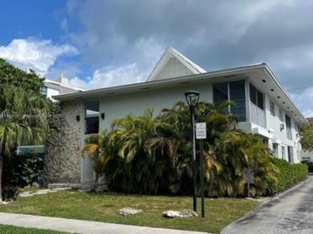 195 Sunrise Dr #8, Key Biscayne, FL 33149