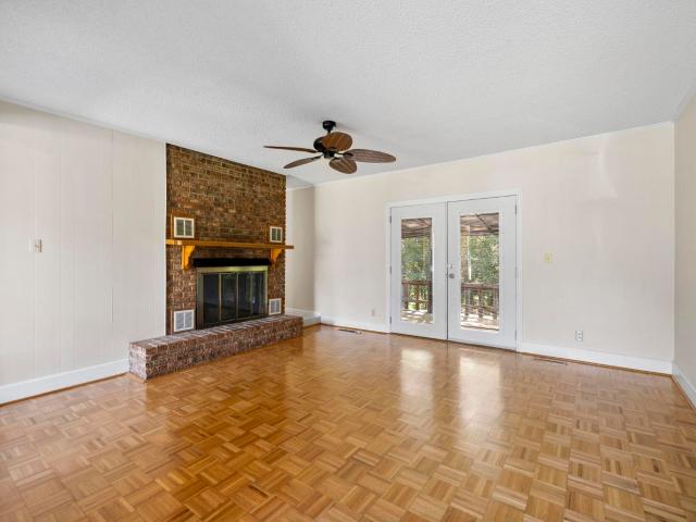 195 Pine Trace
