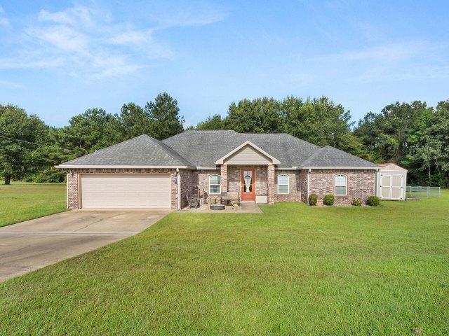 195 R Allen Rd, Leesville, LA 71446