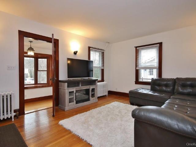 195 Rockledge Ave, Buchanan, NY 10511 | MLS #974221 | Compass