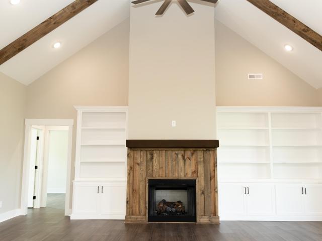 195 Rockwood Dr