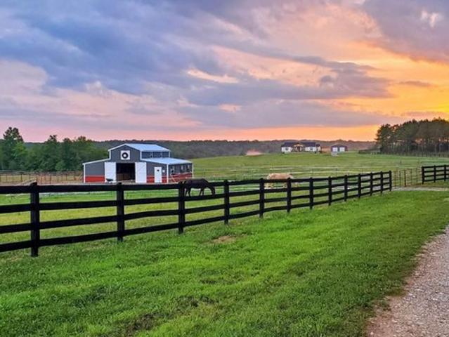 195 Rocky Mountain Way, Crossville, TN 38572