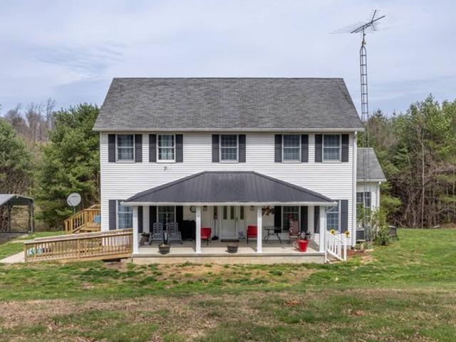 195 Roosevelt Rd, Jackson, OH 45640