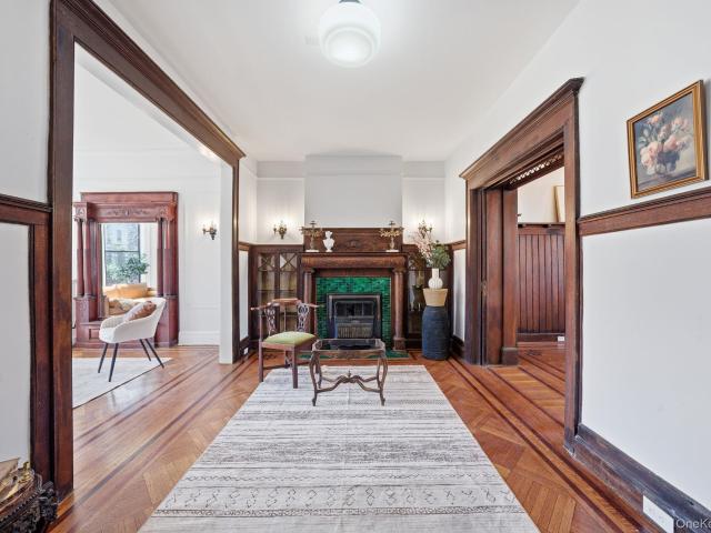 195 Rutland Road | Compass