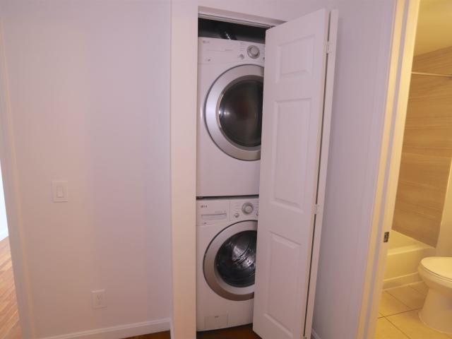 195 Webster Ave # 2