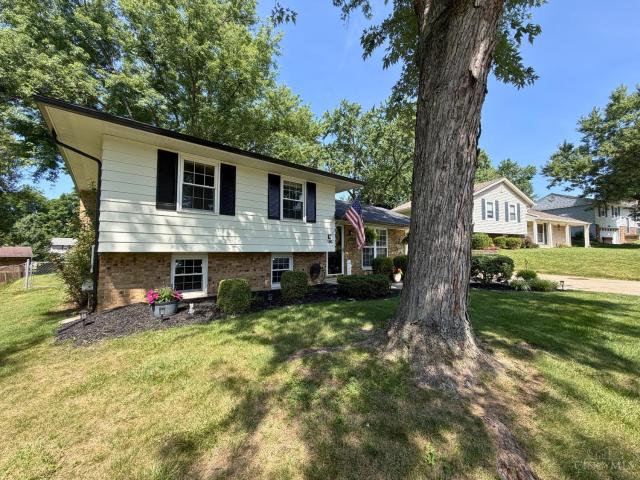 195 Teakwood Lane