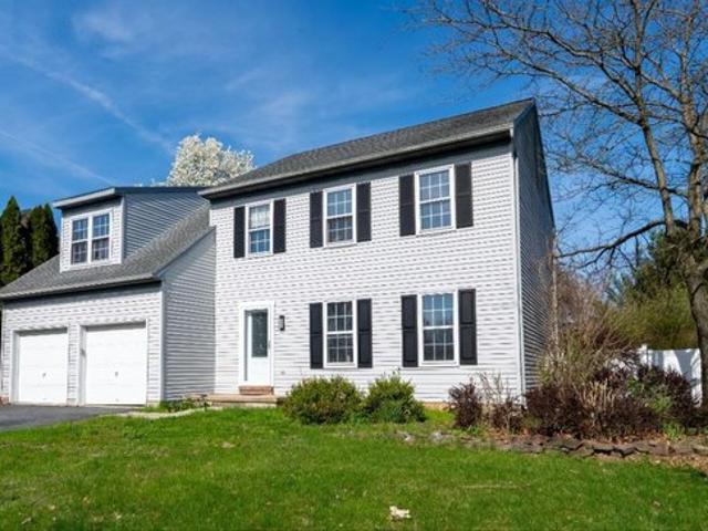 195 Village Spring Ln, Reinholds, PA 17569