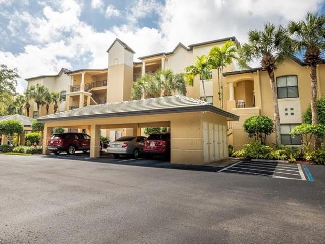 195 Vintage Cir Unit E303, Naples, FL