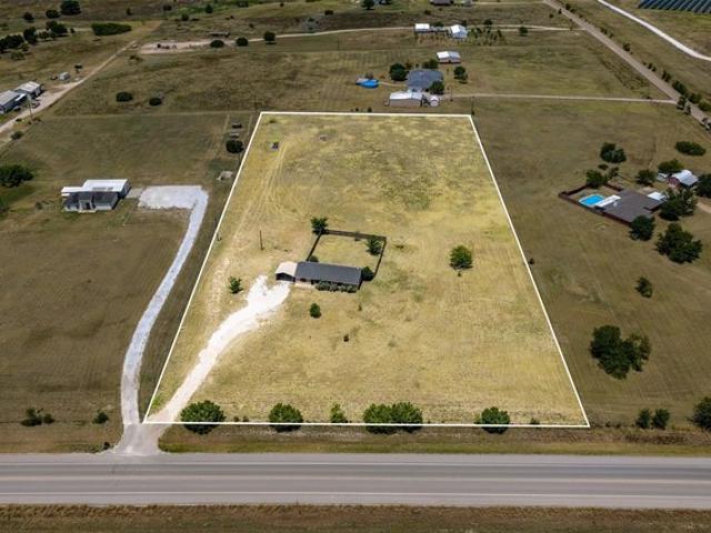 19640 China Spring Rd, Valley Mills, TX 76689