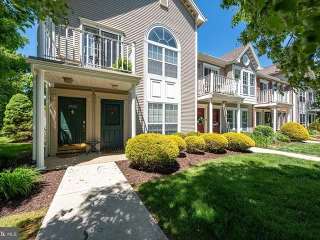1964 Mattis St, Hellertown, PA 18055