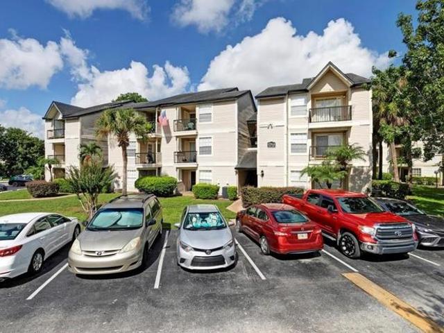 1964 Lake Atriums Cir #171, Orlando, FL 32839