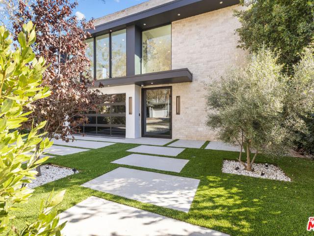 1964 Thayer Ave, Los Angeles, CA 90025 | MLS #26689 | Compass