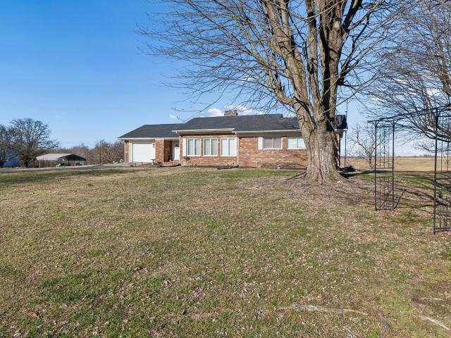 1965 Celina Rd, Red Boiling Springs, TN 37150 | MLS #3112 | Compass