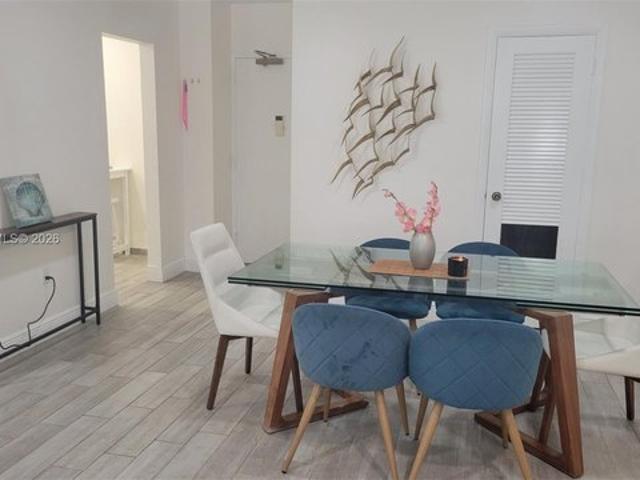 1965 S Ocean Dr Apt Me, Hallandale Beach, FL 33009