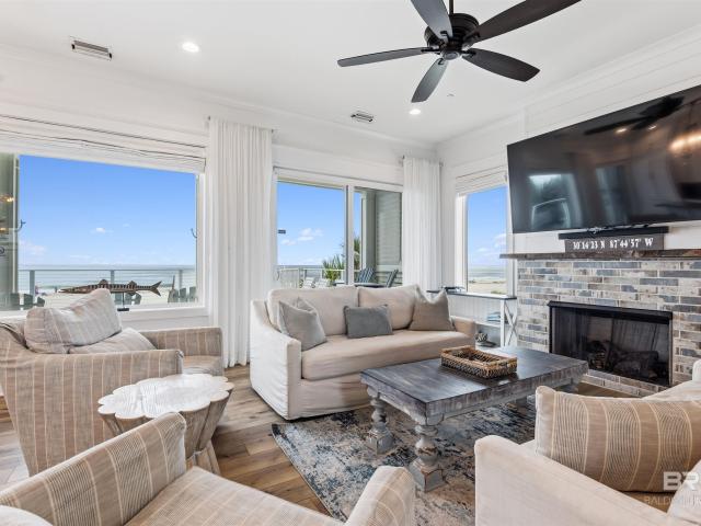 1965 W Beach Boulevard