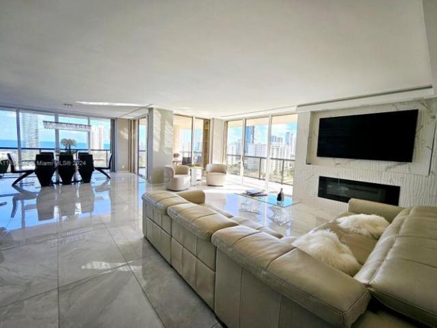 19667 Turnberry Way #15K, Aventura, FL 33180
