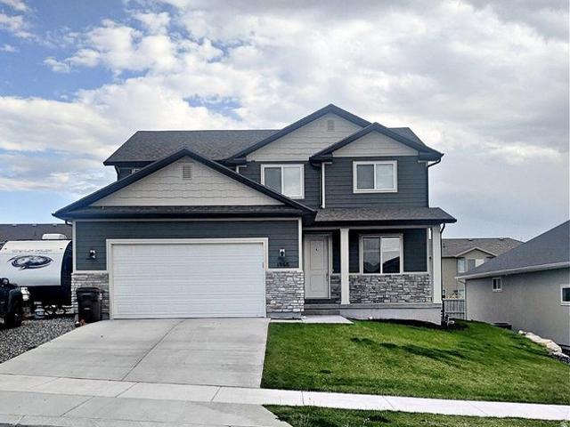 1966 E Blue Spruce Rd N, Eagle Mountain, UT 84005