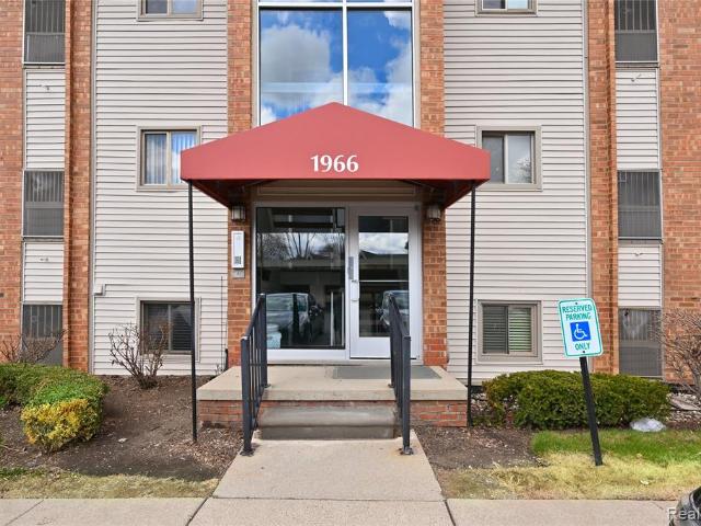 1966 Klingensmith Road # 18C