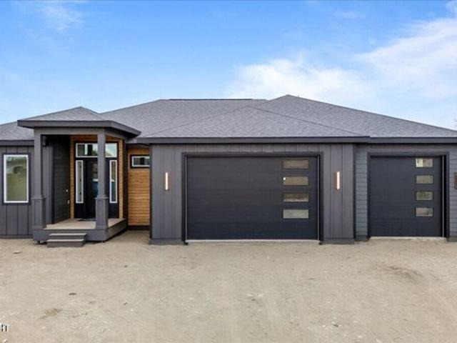 1966 W Cashatt Ave, Wasilla, AK 99654