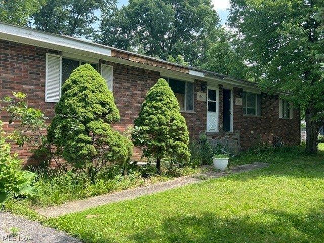 1967 1973 Uniondale Dr, Stow, OH 44224