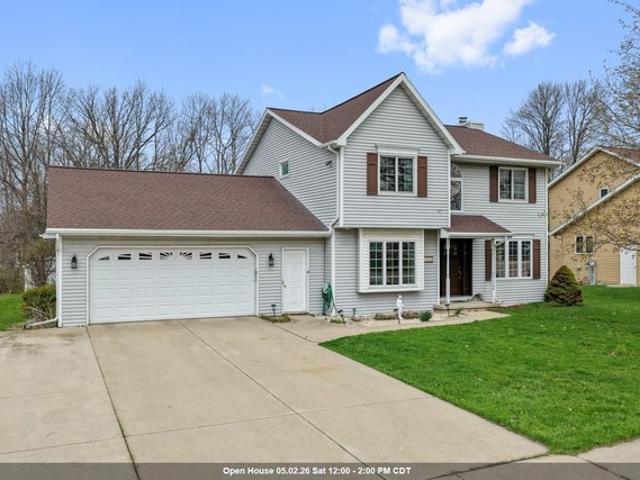 1968 Emerald Dr, Green Bay, WI 54311