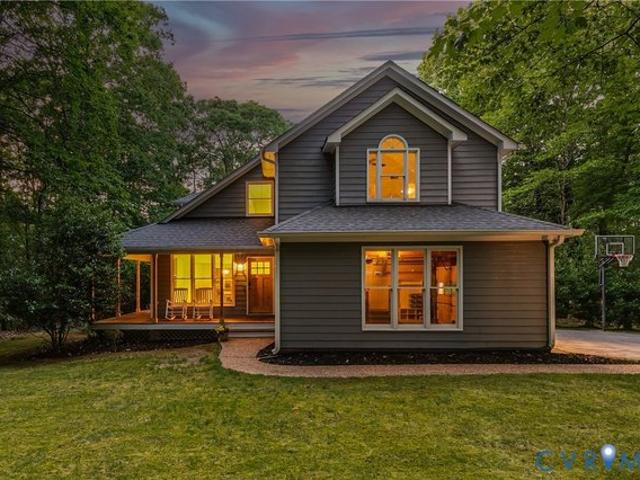 1968 Huguenot Hundred Dr, Midlothian, VA 23113