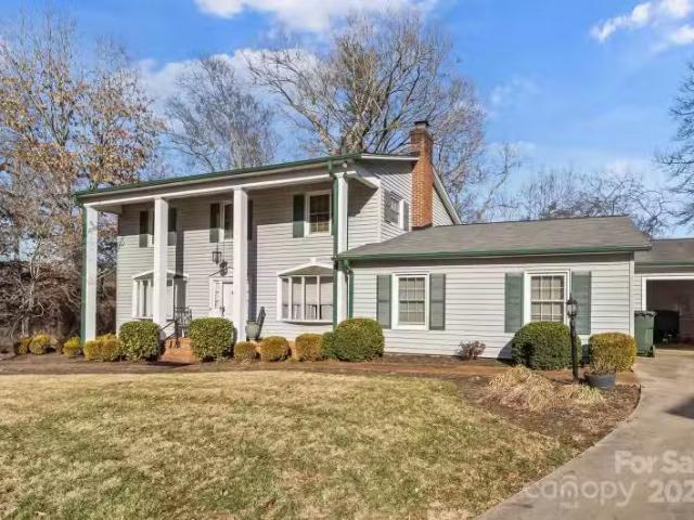1968 12th St Pl NE, Hickory, NC 28601 MLS 4217308