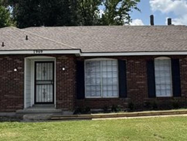 1969 E Holmes Rd, Memphis, TN 38116