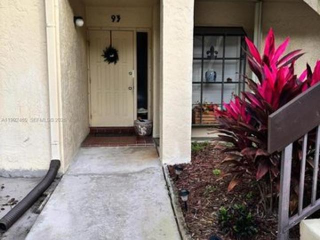 1969 SW 15th St Apt 93, Deerfield Beach, FL 33442