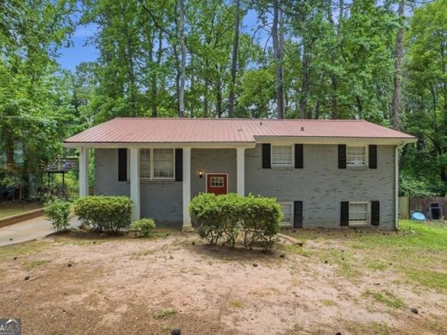 1969 Shannon Ridge Ct, Decatur, GA 30032