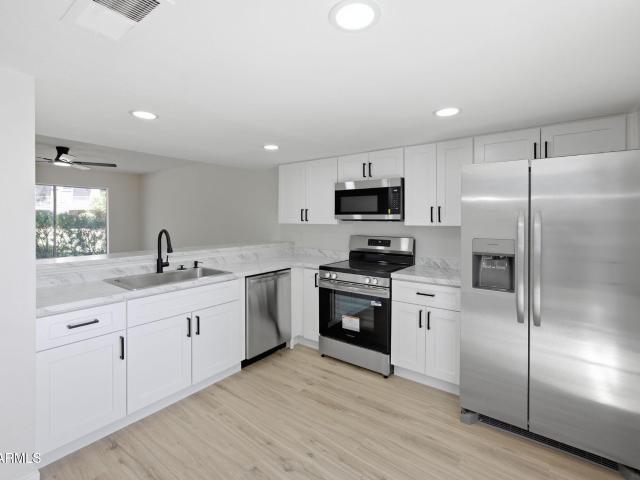 19601 N 7 th Streets N # 1093