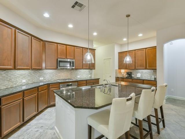 19607 Mills Glen Dr, Cypress, TX 77433