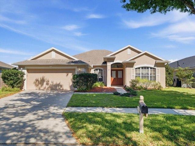 19607 Morden Blush Dr, Lutz, FL 33558