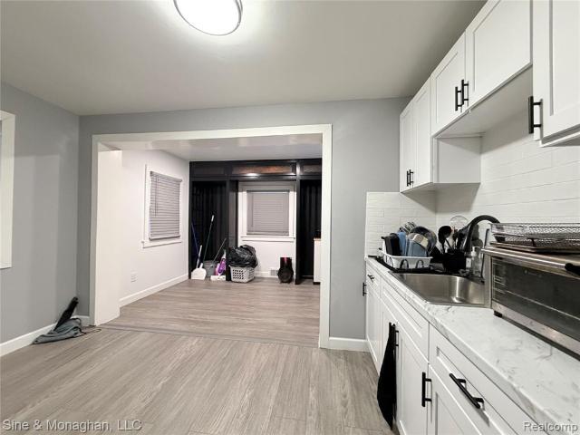 19605 Kelly Road