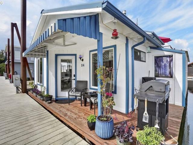 19609 NE Marine Dr Slip D4, Portland, OR 97230