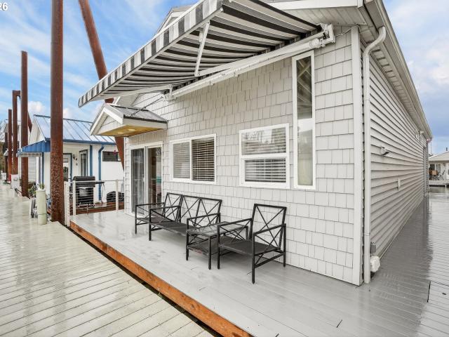 19609 NE Marine Dr, Unit D5, Portland, OR 97230 | MLS #412197