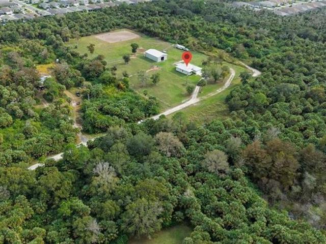 1960 Moulder Dr, Naples, FL 34120
