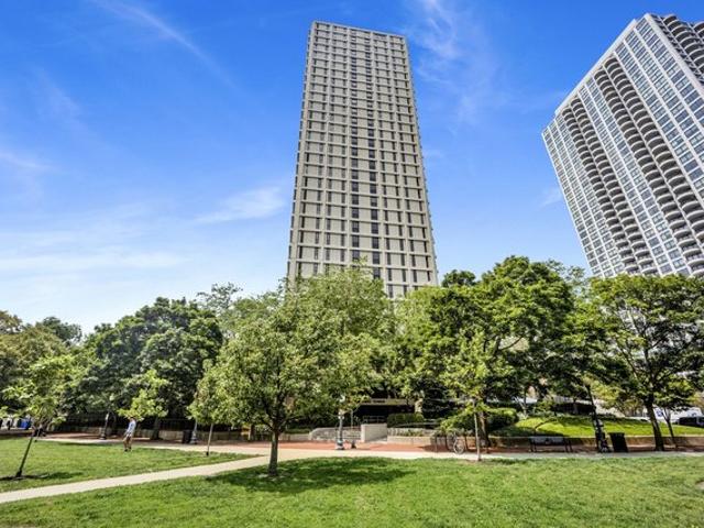 1960 N Lincoln Park Ave W Unit 408, Chicago, IL 60614