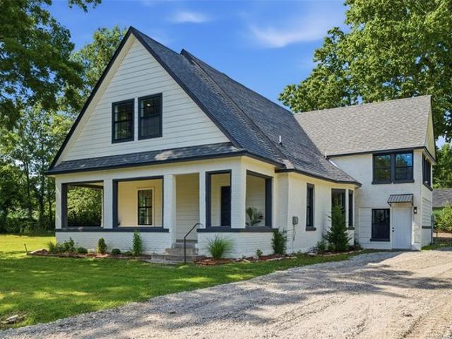 1960 Augusta St, Muskogee, OK 74403