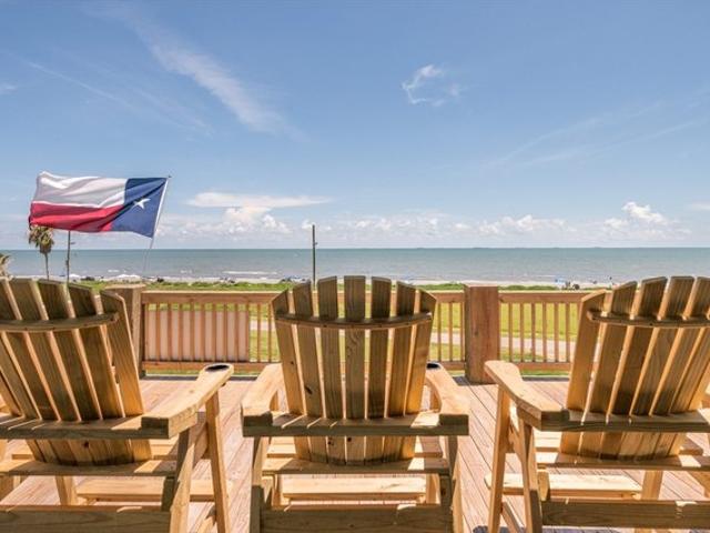 1960 Avenue I, Port Bolivar, TX 77650