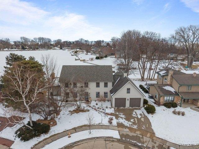 1960 Cliffview Ct, Oshkosh, WI 54901