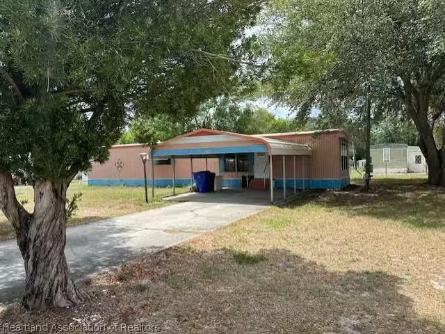 1960 E CLARADGE AVE, AVON PARK, FL 33825 Mobile Home For Sale.