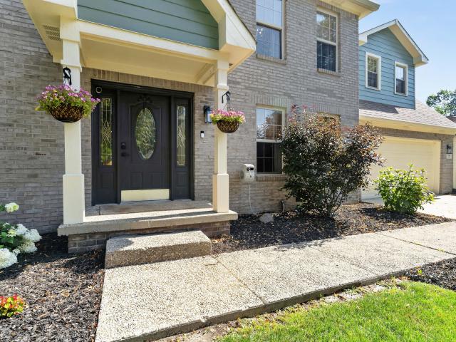 1960 Red Oak Drive