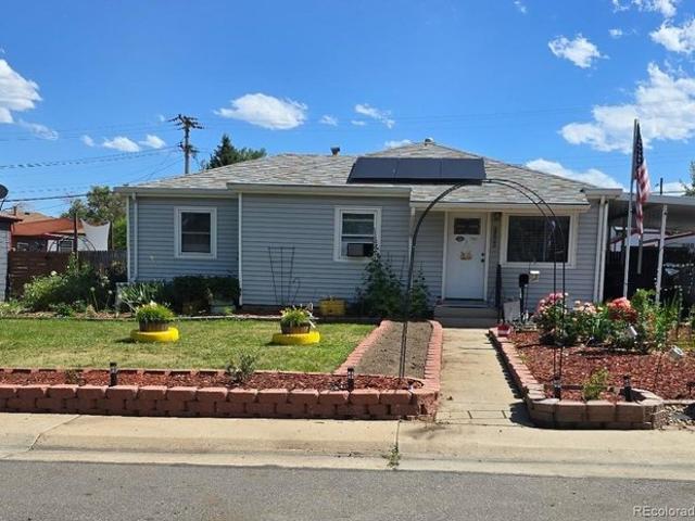 1960 Rowena St, Thornton, CO 80229