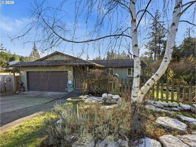 1960 SW 13TH CT