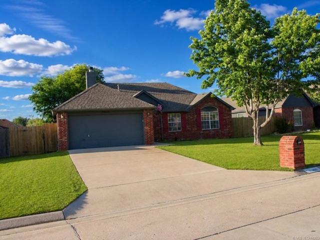 19613 E 39th St S, Broken Arrow, OK 74014